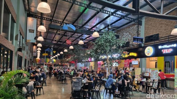 10 Rekomendasi Tempat Bukber Paling Hits di Surabaya